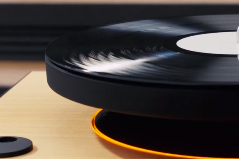 Welcome to the future: check out the world's first levitating turntable