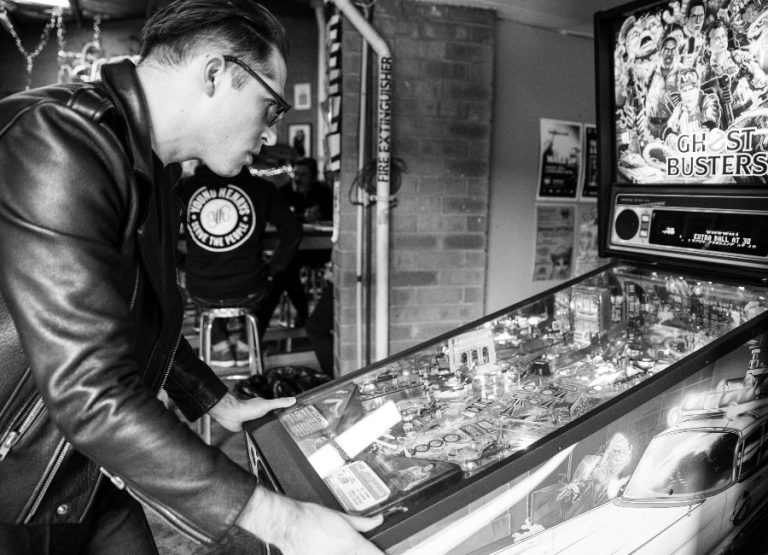 "We never want to play it safe": Michael Shuman on Mini Mansions new EP