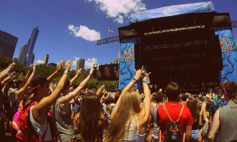 Lollapalooza are streaming an insane lineup this weekend, featuring ...