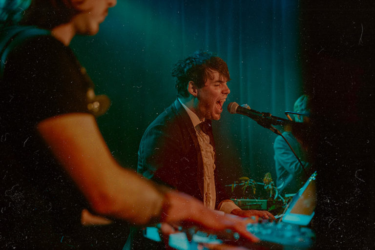 Jack Colwell at Oxford Art Factory: a showman and a pleasure to behold