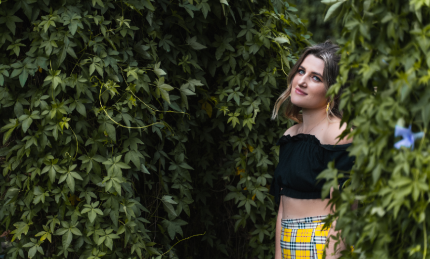 Songstress Ornella shares some insights about her '90s inspired single