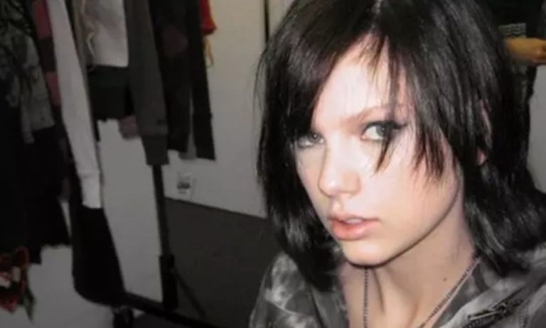 Someone has found Taylor Swift's old MySpace photos and they're a '00s ...