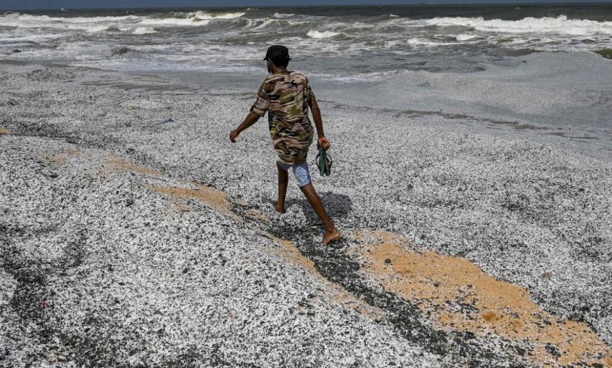 Sri Lanka faces "the worst beach pollution in history" from burning ship