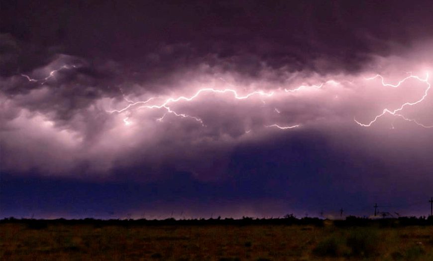 Check out this 750-kilometer-long lightning bolt