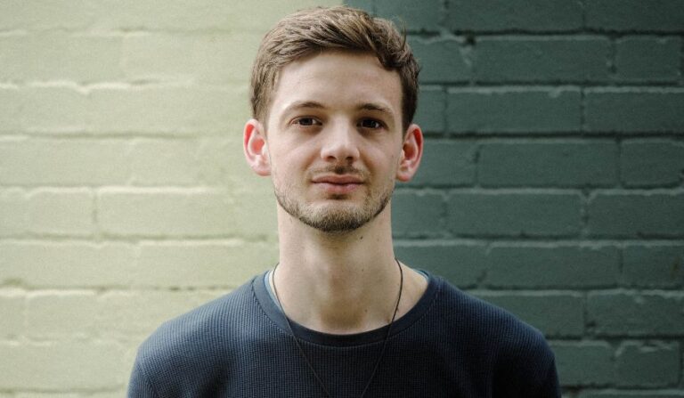 Tim Allan takes listeners on a musical journey with 'Songs I Used To ...