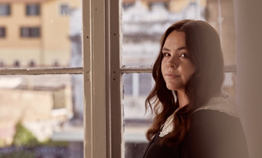 Steph Wood chats self-titled EP, beer gardens, and “sad girl music”