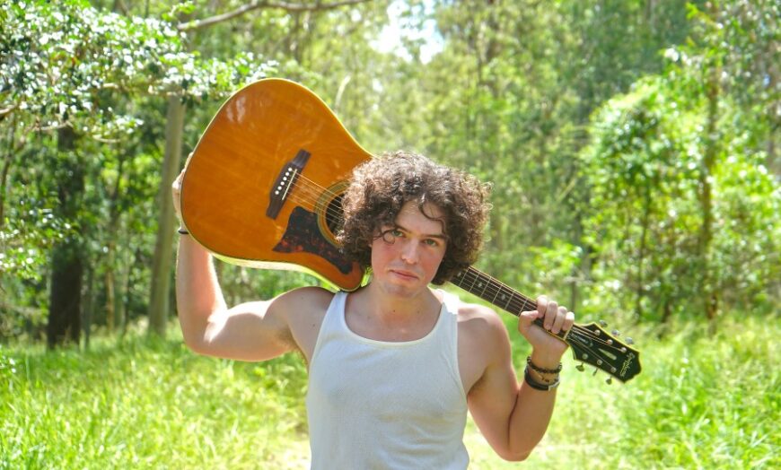 Drew Russell delivers a banjo string wake-up call on ‘Deliverance’