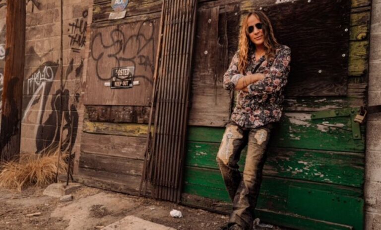 Beachy inspirations and Honey Whisky: introducing Mario Vayne