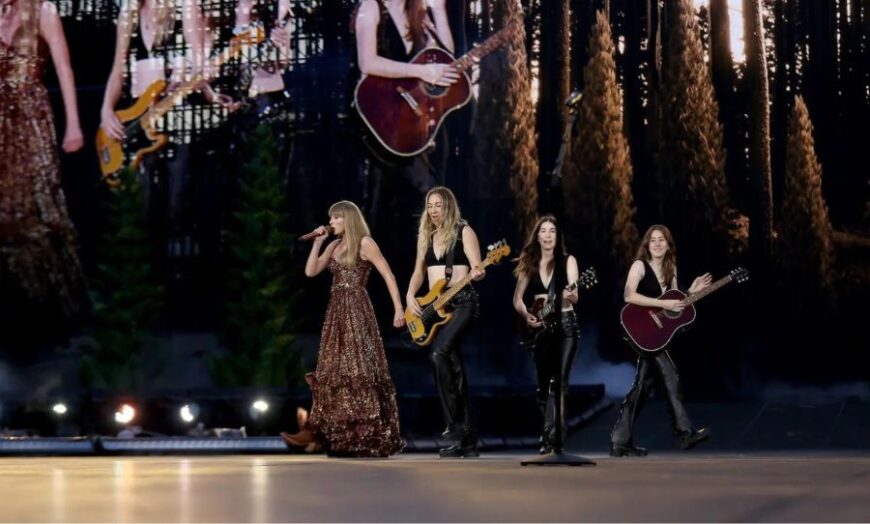 Tay-Tay rocks Seattle with iconic Haim collab: "No Body, No Crime ...