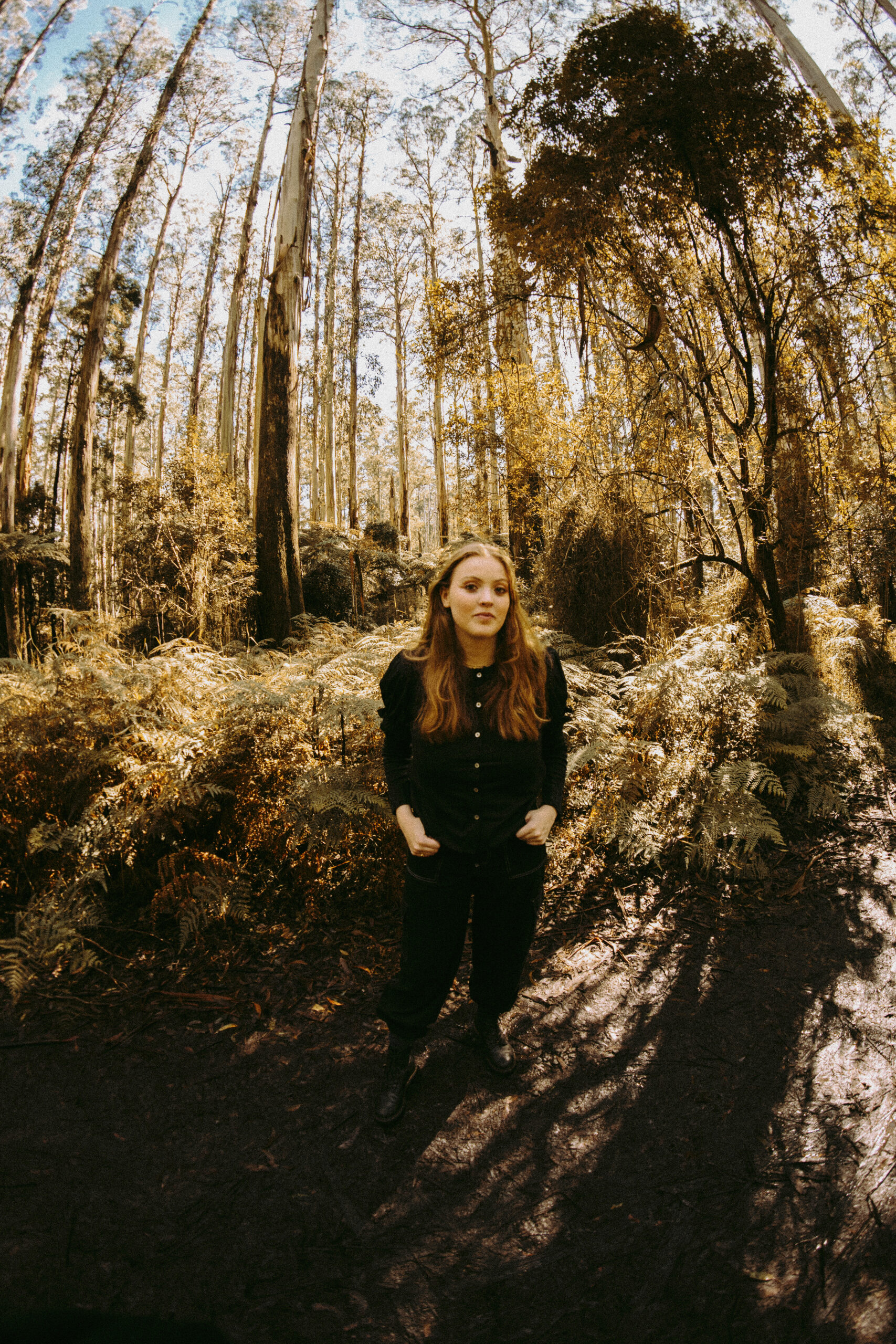 Sadie Mustoe is a rare talent bred from the whimsy of the folk world