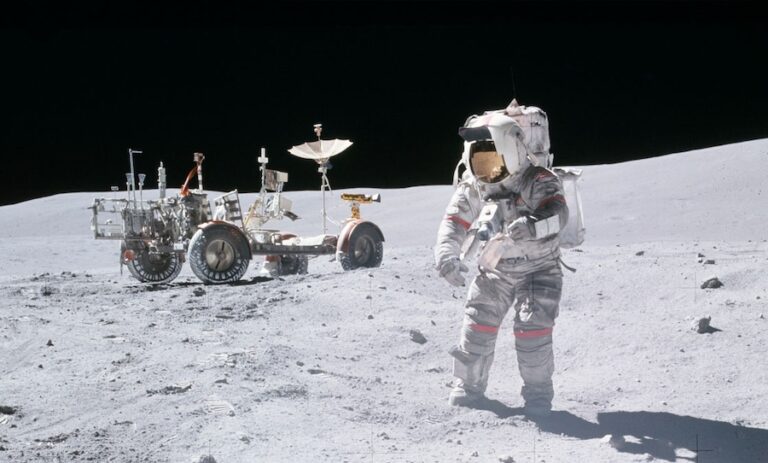 Netflix & Space: NASA to Stream Launches & Moon Missions