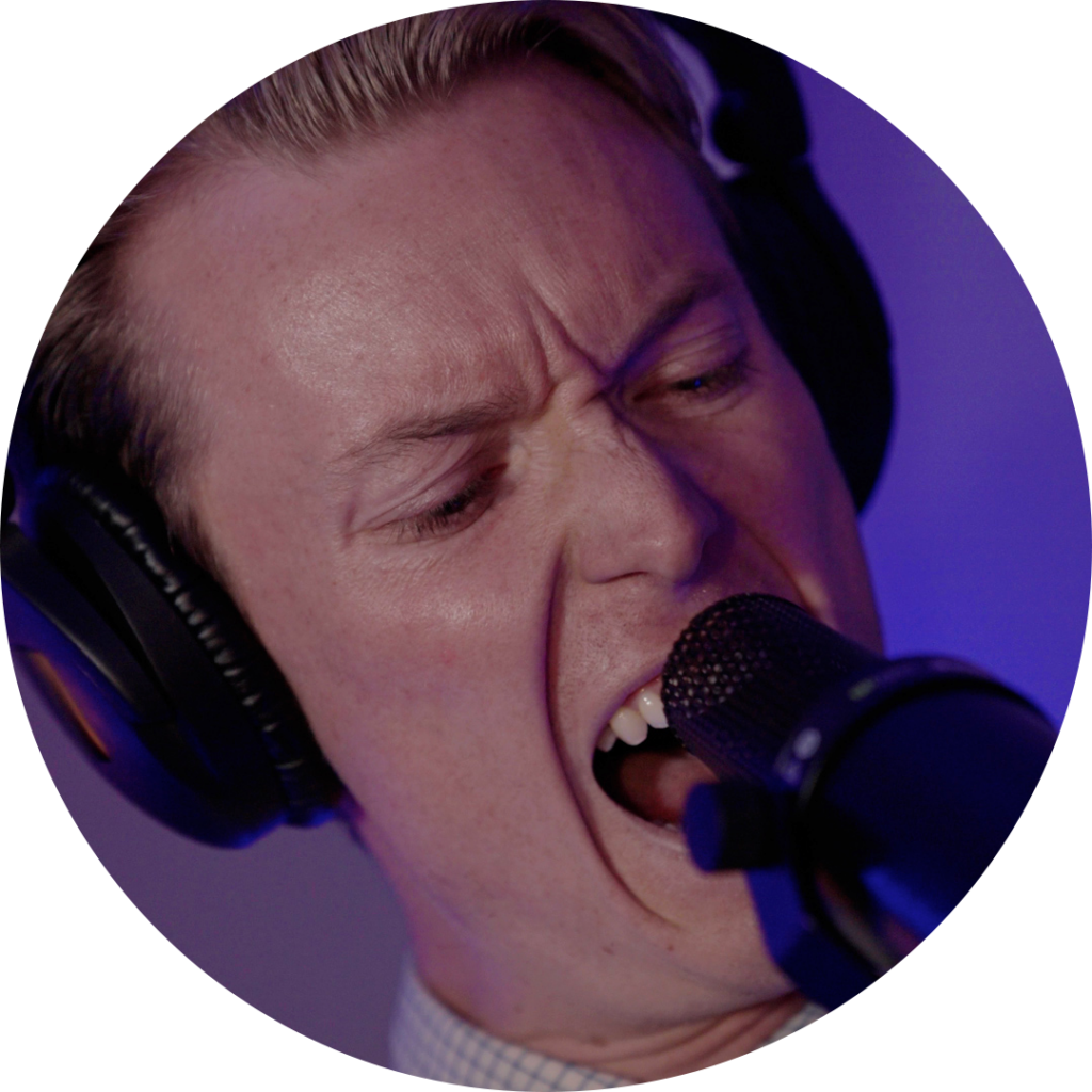 Mac The Knife shines with 'Drowning in Honey' Live from Happy
